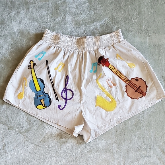 QUEEN OF SPARKLES | Shorts | Queen Of Sparkles Concert Queen Short ...